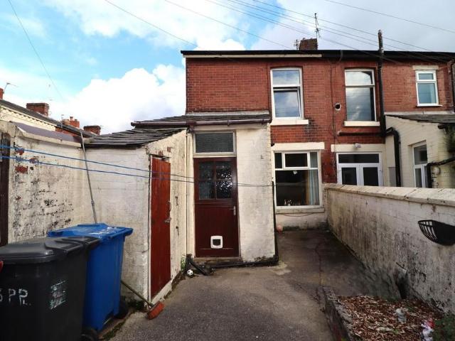 2 bedroom terraced house to rent