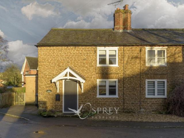 2 bedroom terraced house to rent