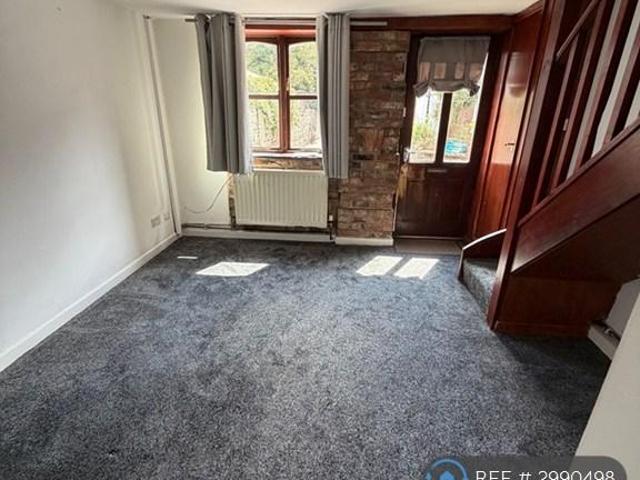 2 bedroom terraced house to rent
