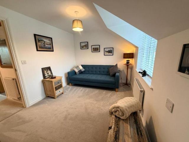 2 bedroom terraced house to rent