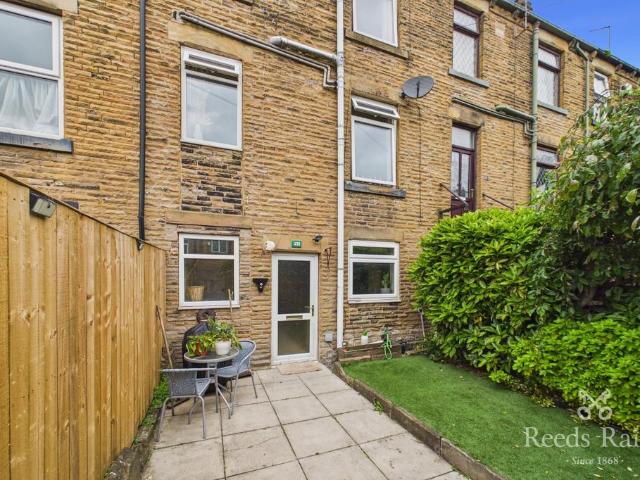 2 bedroom terraced house to rent