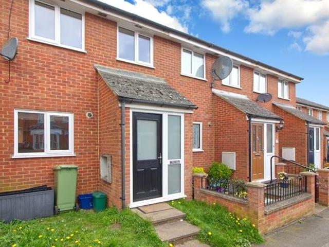 2 bedroom terraced house to rent