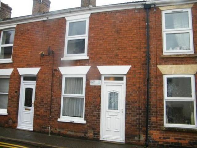 2 bedroom terraced house to rent