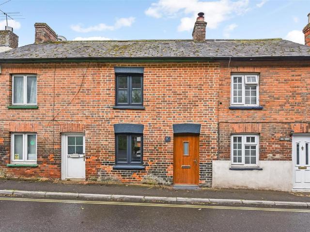 2 bedroom terraced house to rent