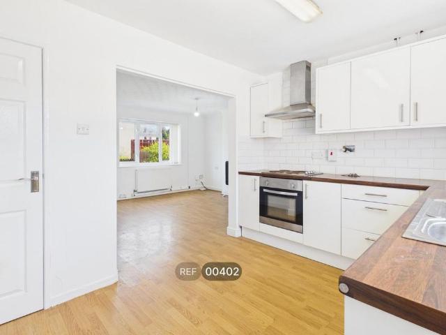 2 bedroom terraced house to rent