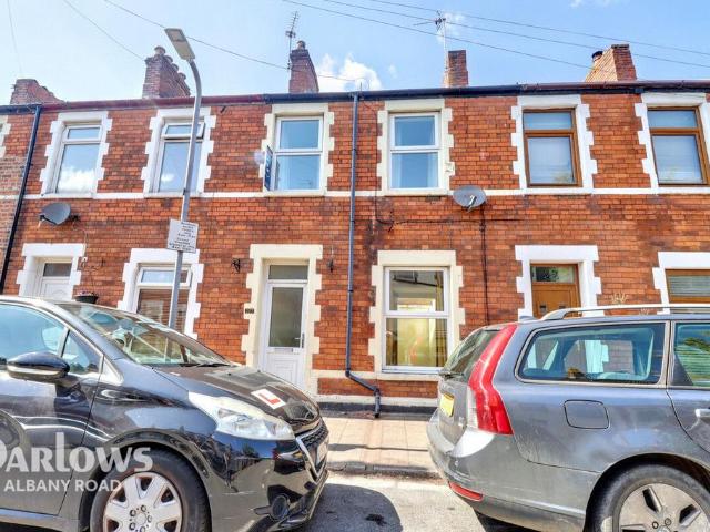 2 bedroom terraced house to rent