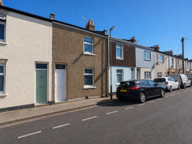 2 bedroom terraced house to rent