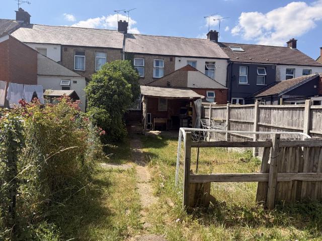 2 bedroom terraced house to rent