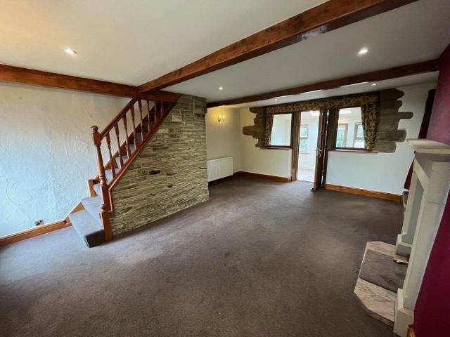 2 bedroom terraced house to rent