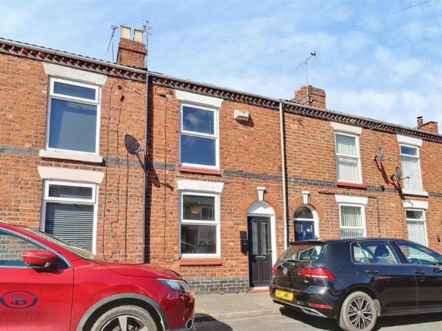 2 bedroom terraced house to rent
