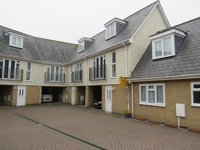 2 bedroom terraced house to rent