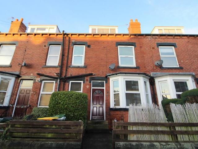 2 bedroom terraced house to rent