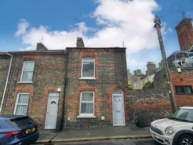 2 bedroom terraced house to rent