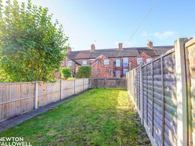 2 bedroom terraced house to rent