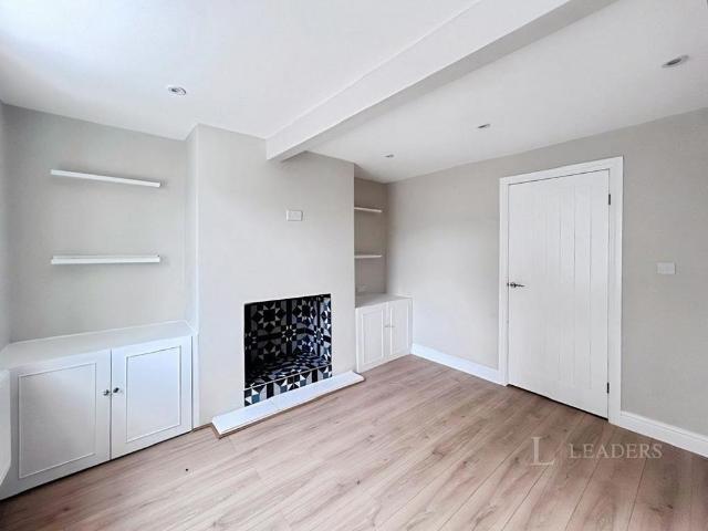 2 bedroom terraced house to rent