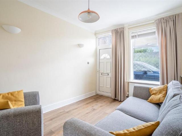 2 bedroom terraced house to rent