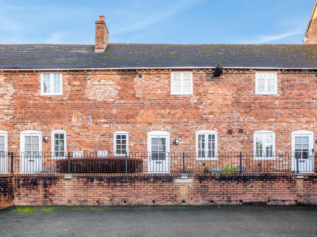 2 bedroom terraced house to rent
