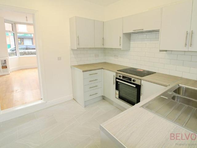 2 bedroom terraced house to rent
