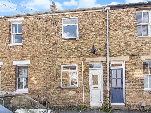 2 bedroom terraced house to rent