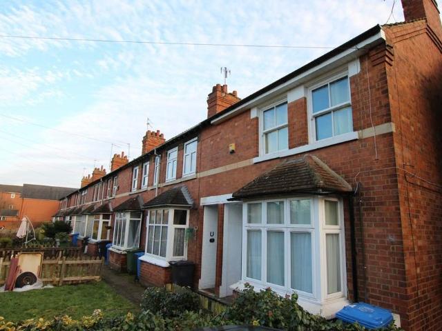2 bedroom terraced house to rent