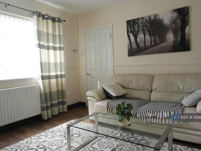 2 bedroom terraced house to rent