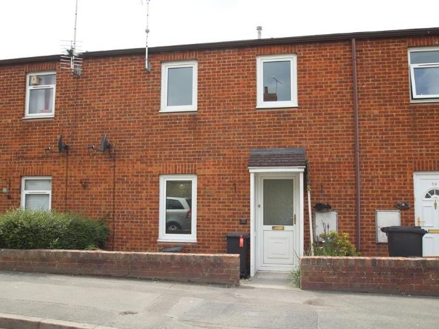 2 bedroom terraced house to rent