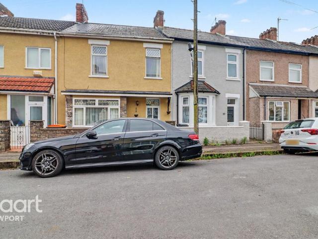2 bedroom terraced house to rent
