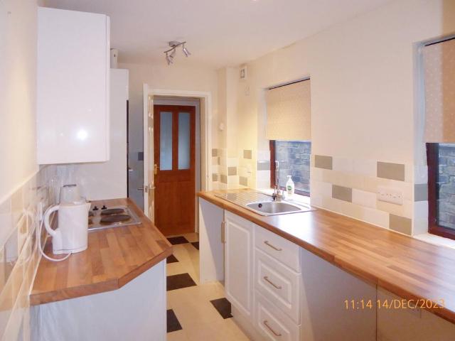 2 bedroom terraced house to rent