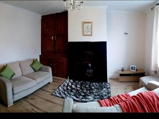 2 bedroom terraced house to rent