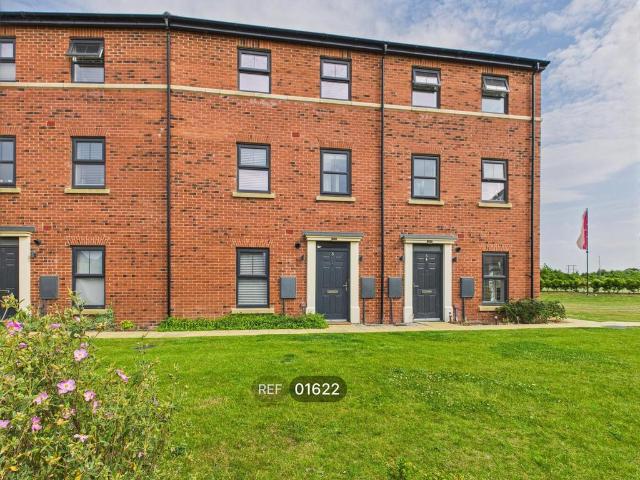2 bedroom terraced house to rent