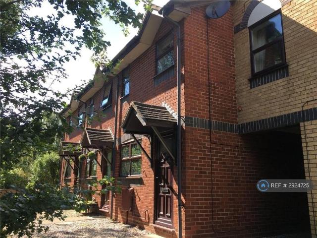 2 bedroom terraced house to rent
