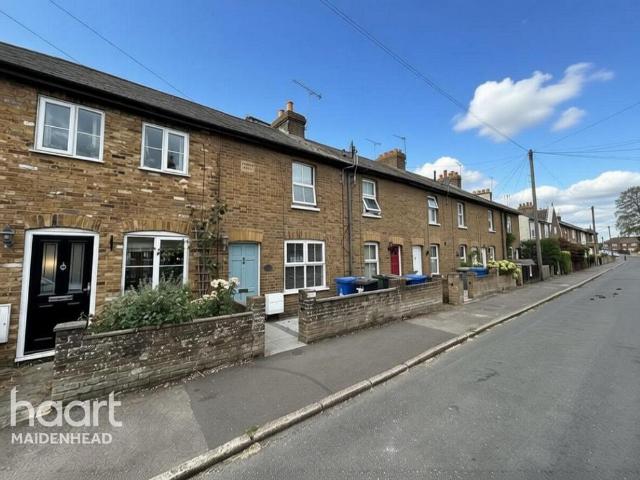 2 bedroom terraced house to rent