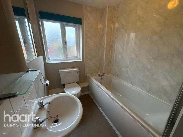 2 bedroom terraced house to rent