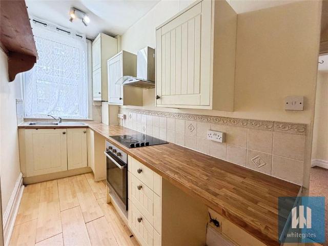 2 bedroom terraced house to rent