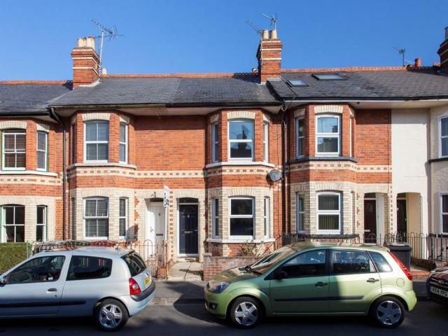 2 bedroom terraced house to rent