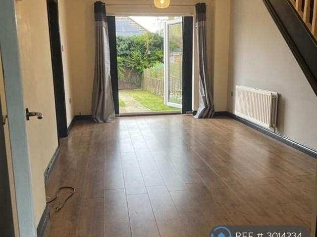 2 bedroom terraced house to rent