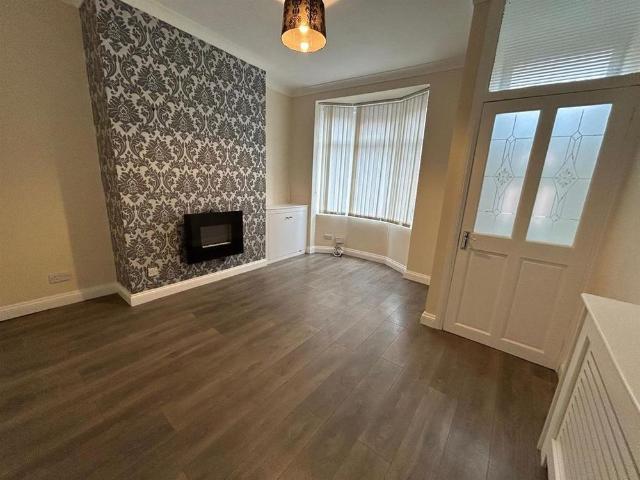 2 bedroom terraced house to rent
