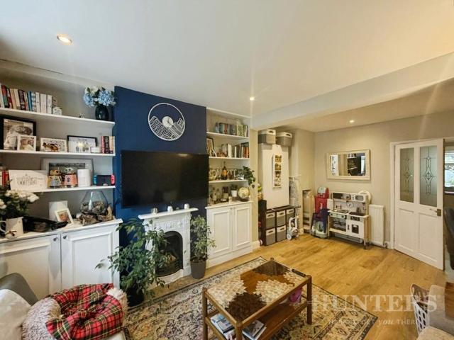 2 bedroom terraced house to rent