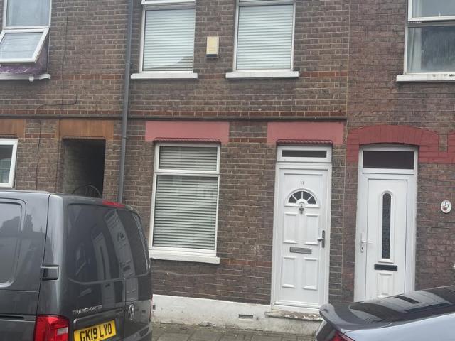 2 bedroom terraced house to rent