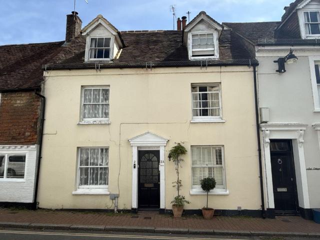 2 bedroom terraced house to rent
