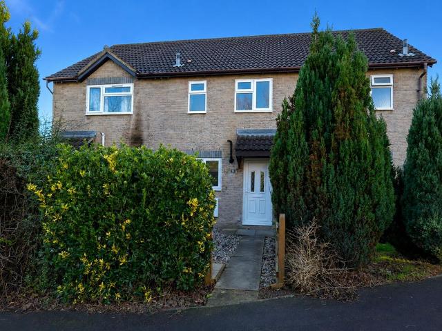 2 bedroom terraced house to rent
