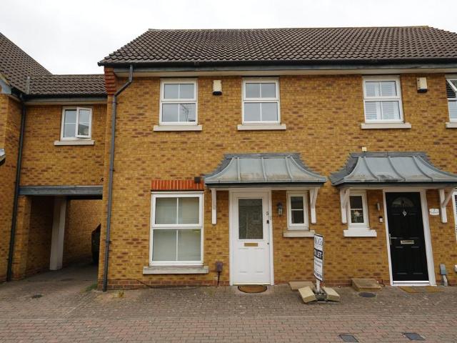 2 bedroom terraced house to rent