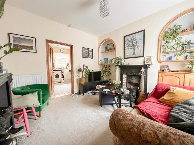 2 bedroom terraced house to rent