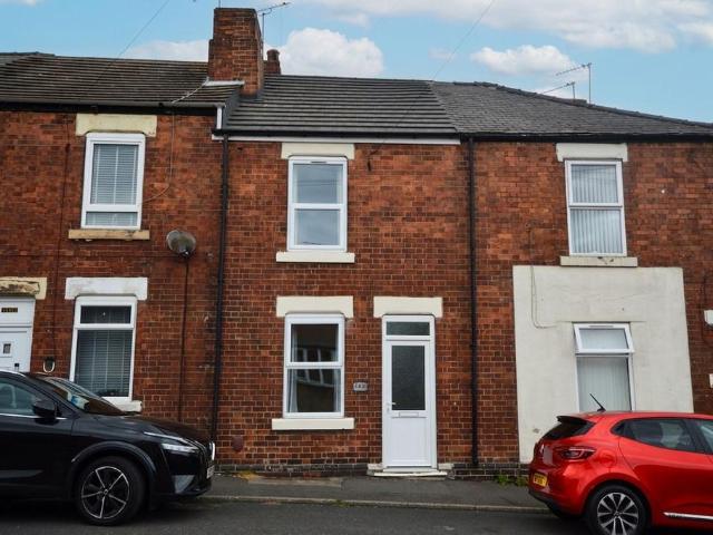 2 bedroom terraced house to rent