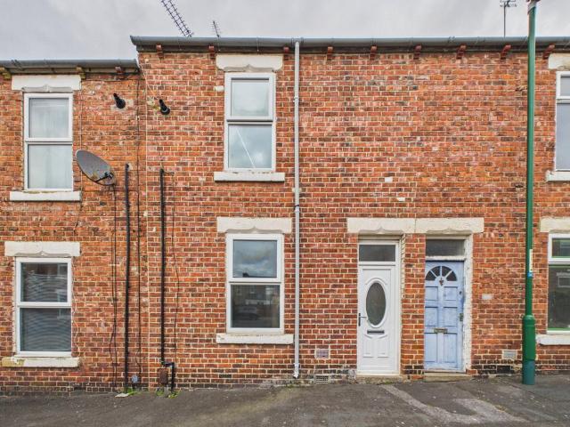 2 bedroom terraced house to rent
