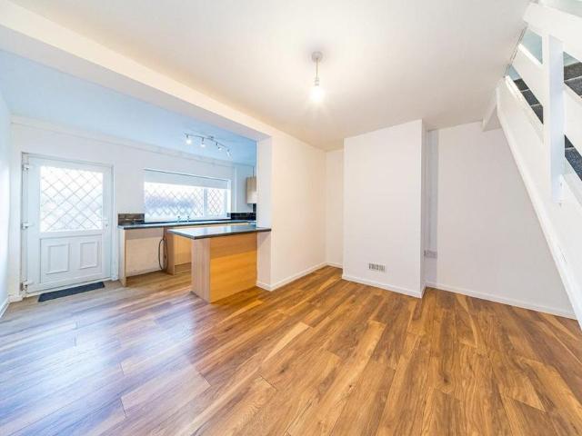 2 bedroom terraced house to rent