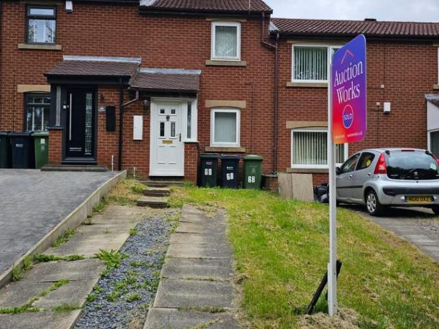 2 bedroom terraced house to rent
