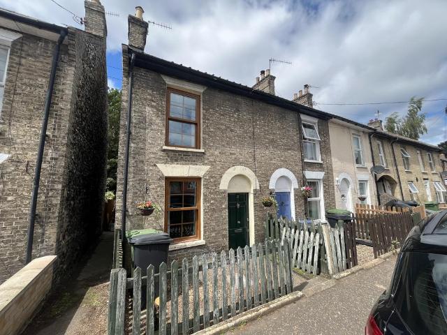 2 bedroom terraced house to rent
