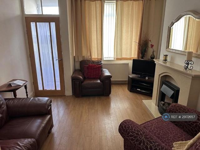 2 bedroom terraced house to rent