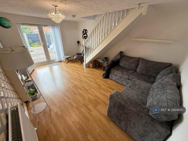 2 bedroom terraced house to rent